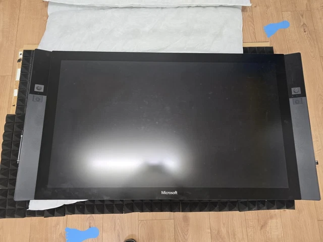 MICROSOFT SURFACE HUB V1 55" Interactive Display with flat wall mount ...