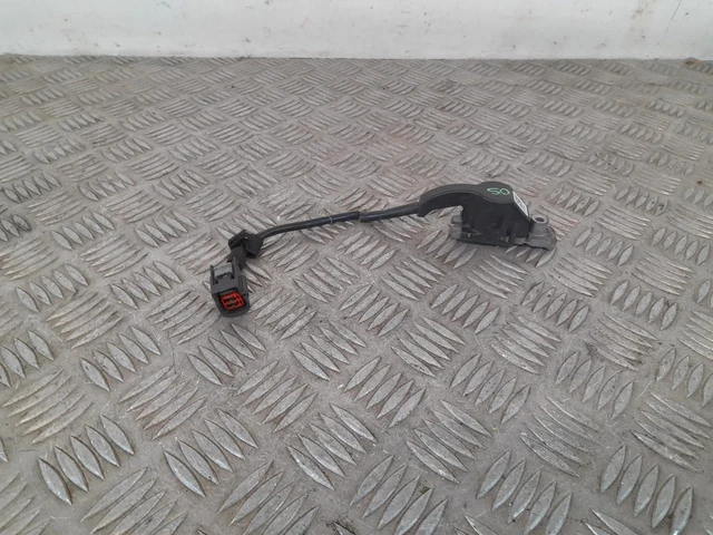 VOLVO V40 MK3 2012-2020 Bonnet Crash Impact Sensor P31305432 £14.81 ...