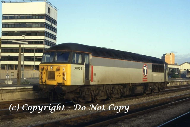 ORIGINAL 35MM DIESEL RAILWAY SLIDE CLASS 56 56064 CARDIFF 30-11-1996 £3 ...