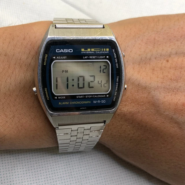 CASIO 79 UC-50W 1980's Alarm chronograph Univirsal calendar (read ...