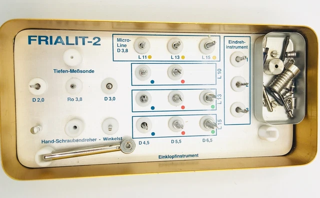 FRIATEC IMPLANT CHIRURGIE Ensemble Surgical Plateau FRIALIT-2 Maintenu ...