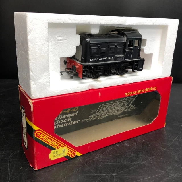 HORNBY DOCKYARD DIESEL Shunter Model Train R253 00 Gauge Black ...