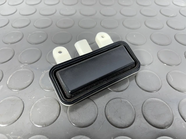 MERCEDES C E Cls W205 W213 W218 Amg Genuine Boot Lid Release Switch ...