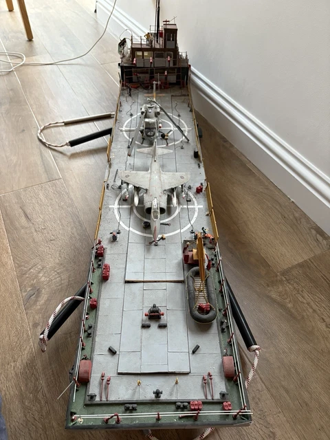 RNAL 50 MODEL RC Boat Ship Royal Navy Lighter Harrier Sea King Radio ...