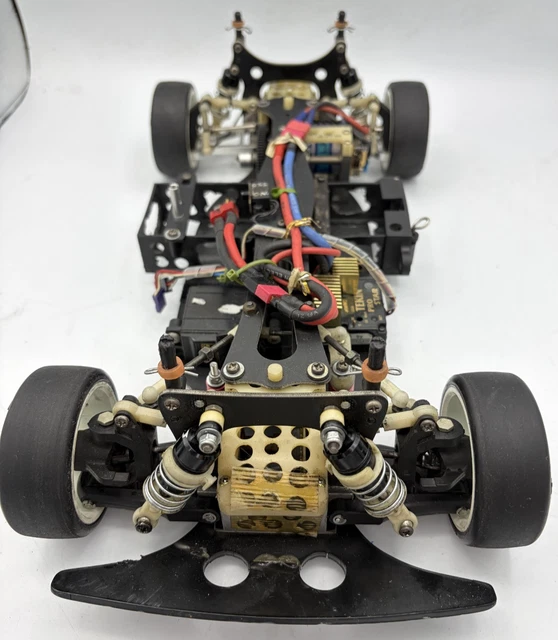 FOR PARTS YOKOMO YR-4 FRP chassis with ESC and motor £125.92 - PicClick UK