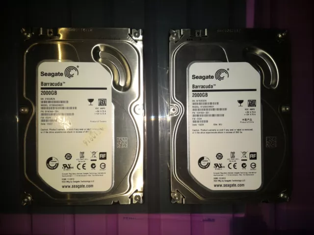 LOT DE 2 Disques Durs Seagate Barracuda (2 x 2To) 3.5 LOT DE 2 Disques Durs Seagate Barracuda (2 x 2To) 3.5