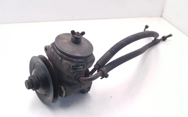 MERCEDES-BENZ W123 1985 Diesel Pompe de direction assistée 1264600780 ...