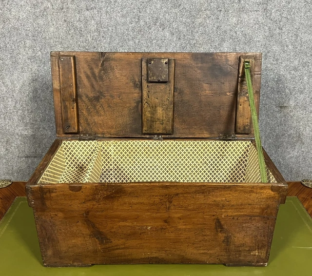 ANCIEN COFFRE A transporter en bois massif époque début XIXeme EUR 280,00 - PicClick FR