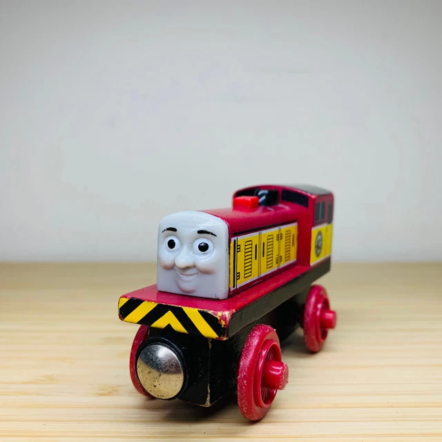 DART - THOMAS The Tank Engine & Friends Wooden Railway Magnet Trains ...