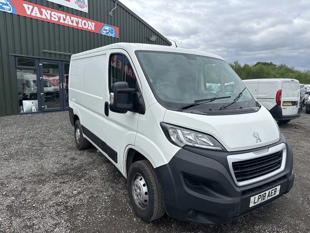2018 PEUGEOT BOXER 2L 330 PRO BLUE HDI SWB Euro 6 Panel Van Clean ...