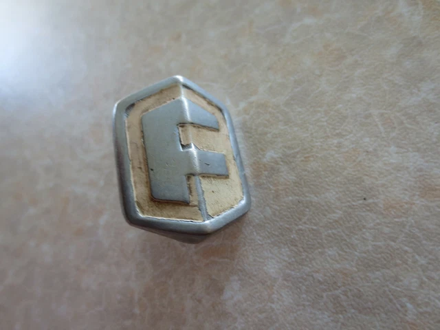 ORIGINAL FORD CAR small metal badge / emblem - - $28.00 - PicClick AU