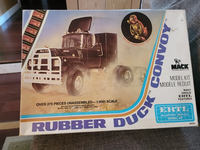 RARE! VINTAGE AMT/ERTL "Rubber Duck Convoy" Mack Model kit Unbuilt 1/25 ...