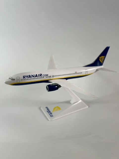 PPC HOLLAND - BOEING 737-800 RYANAIR (old livery) -SCALE 1:200 £11.99 ...