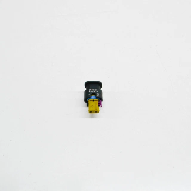 NEUF AUDI A4 B8 Wiring Connector Plug Housing 07P973702 Original EUR 8 ...