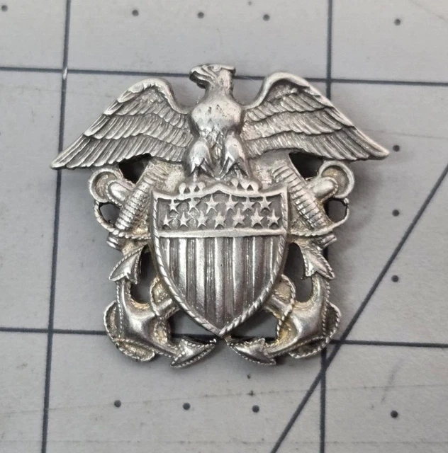VINTAGE STERLING SILVER USN US Navy Officers Pin Badge Eagle Shield $2. ...