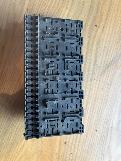 VW VOLKSWAGEN TRANSPORTER T4 Golf Mk2 Mk3 CE2 Fuse box Fusebox Board ...