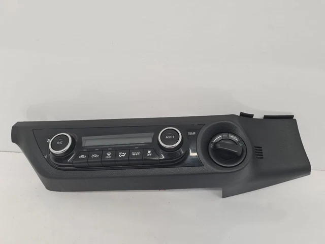 TOYOTA HILUX MK8 2019 Interior Climate Control Panel Assembly ...