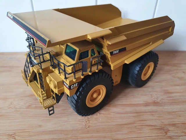 Nzg Cat Muldenkipper 793c 1 50 Neu In Ovp Caterpillar Dump Truck Eur