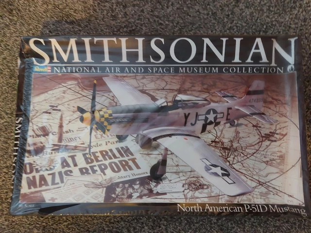 REVELL 1:32 N.A. P-51D MUSTANG Fighter Smithsonian Ed. Model Kit #4499 ...