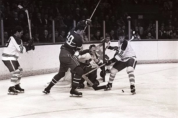 1950S GOALTENDER JOHNNY Bower Of The Toronto Maple Leafs 7 Ice Hockey ...