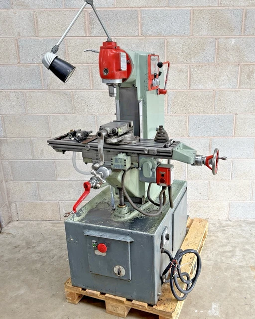 HARRISON VERTICAL MILLING Machine With Power Feed Gearbox 3 Phase £ ...