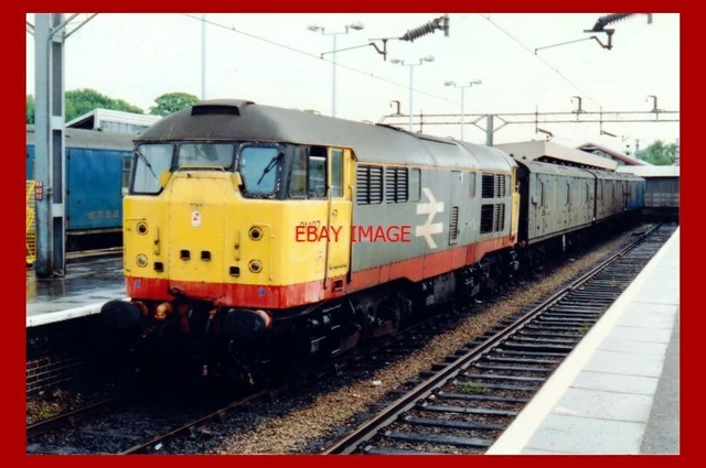 PHOTO BR Class 31 Loco No 31107 £1.60 - PicClick UK