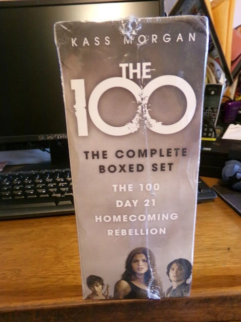 THE 100: THE Complete Boxed Set - A CW HIT - NUOVO E NON APERTO EUR 39 ...