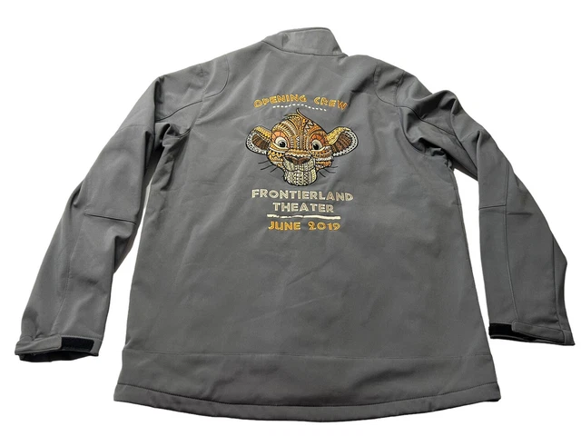 NEW DISNEYLAND PARIS CastMember Opening Crew Frontierland Theater 2019 ...