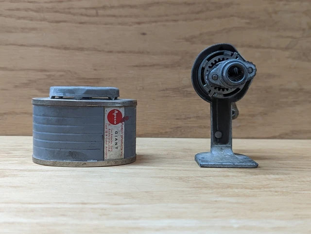 VINTAGE APSCO GIANT Pencil Sharpener Wall or Desk Mount TYPE 3A Metal ...