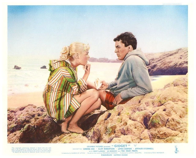 GIDGET ORIGINAL LOBBY Carte Sandra Dee James Darren 1959 Surfeur Comédie À Plage EUR 30,01 ...