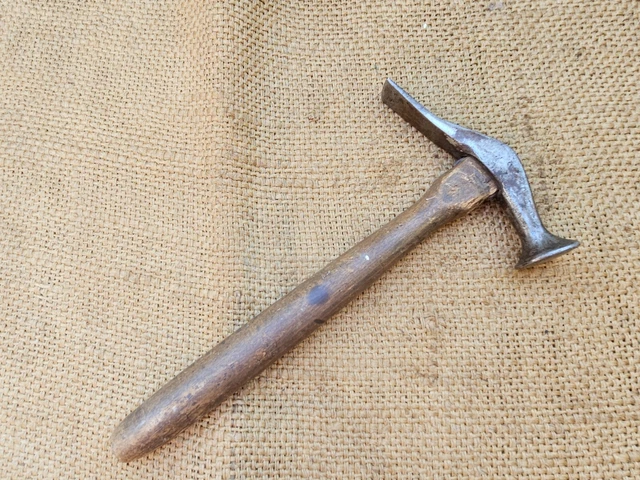 VINTAGE GERMAN COBBLERS Shoemakers Hammer Blacksmith Antique $33.00 ...