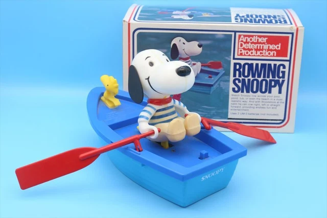 70S DETERMINED ROWING Snoopy Vintage Snoopy Boat Peanuts 176241452 £141 ...
