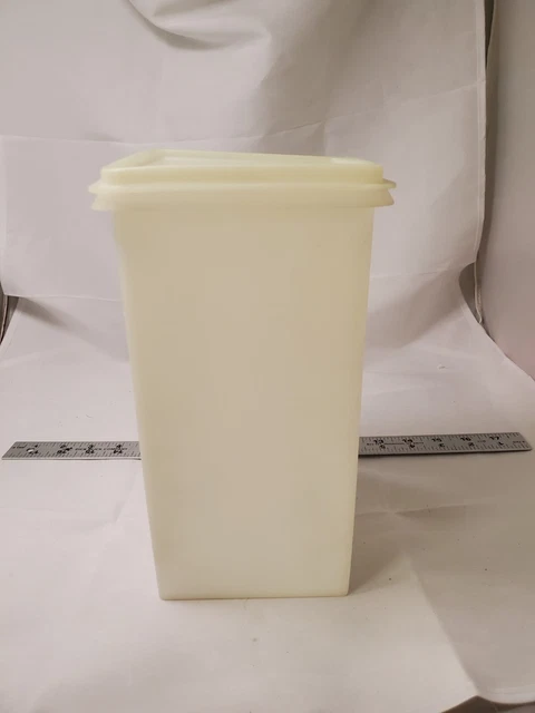 VINTAGE TUPPERWARE SQUARE Soda Cracker Keeper Container White Tall ...