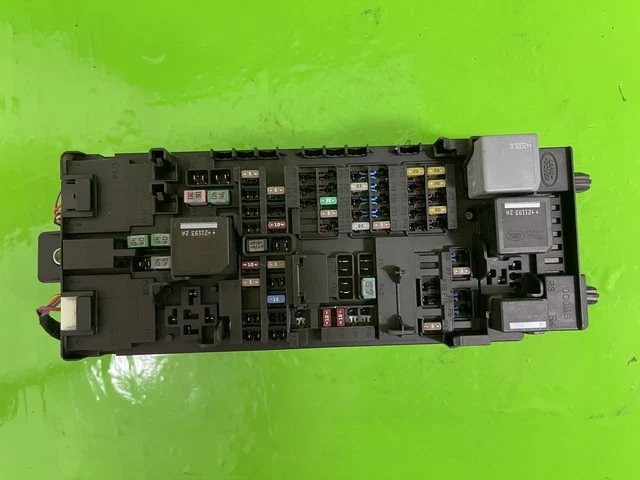 LAND ROVER DEFENDER L663 Bcm Body Control Module Fuse Box Passenger ...