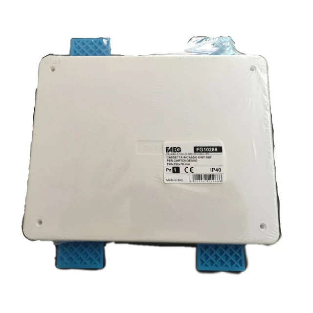 RECESSED DERIVATION BOX For Plasterboard £4.50 - PicClick UK