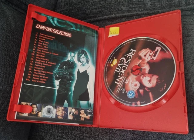 RESIDENT EVIL DVD Certificate15 UK Region2 Milla Jovovich Michelle ...
