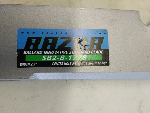 NEW BALLARD RAZOR MOWER BLADE SB2-8-1778 5/8" CENTER HOLE 17 7/8" (G8CC ...
