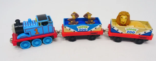THOMAS & FRIENDS Die Cast Sodor Zoo Engine Monkey & Lion Cars. Lion ...