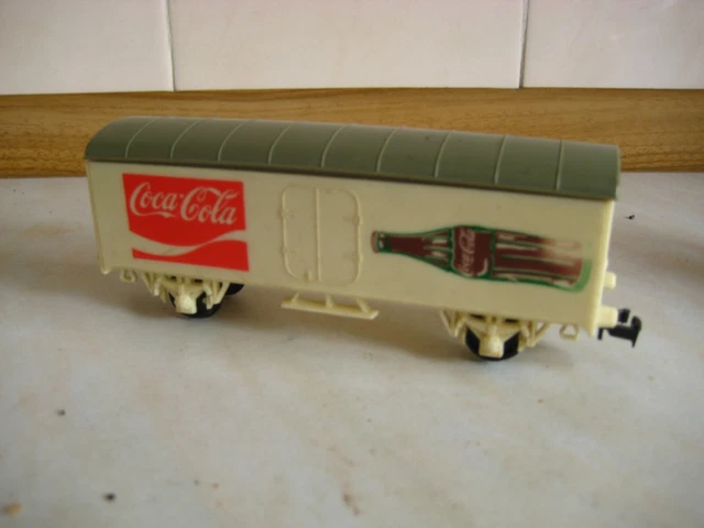 LIMA MODEL RAILWAY HO 4 Wheel Container Wagon Coca Cola EUR 4,65 ...