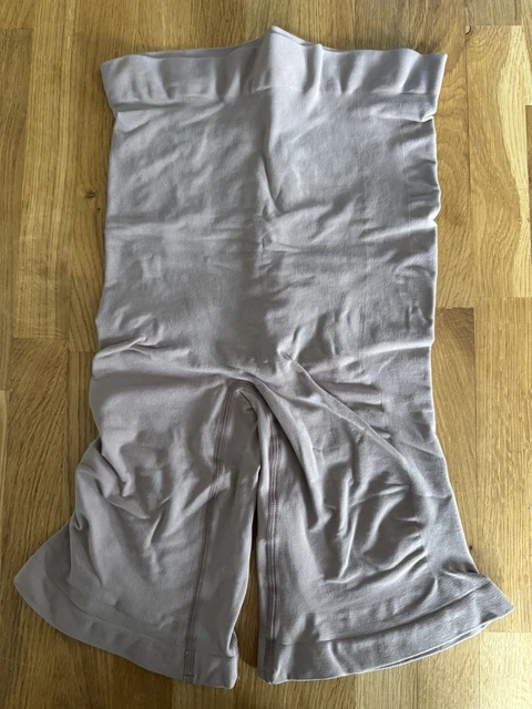 SKIMS SEAMLESS SCULPTING Short Mid Thigh Size 4X/5X Colour Umber £29.99 ...
