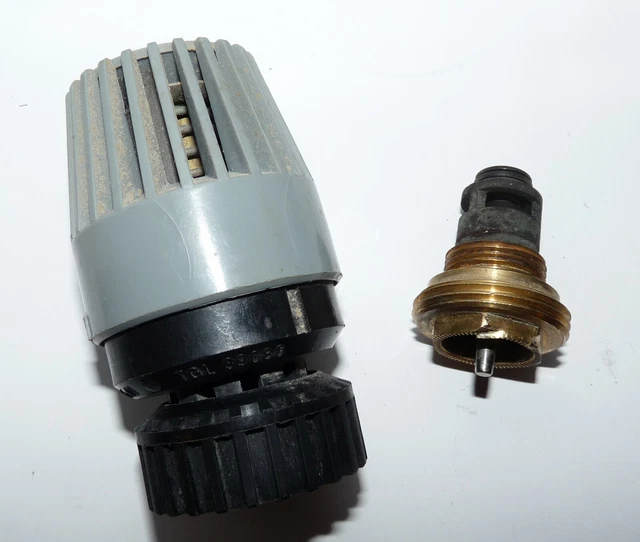 DDR HEIZUNGSTHERMOSTAT MERTIK mit Ventileinsatz für DDR Heizkörper EUR 7,49 - PicClick DE