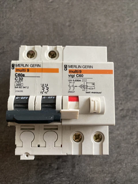 DISJONCTEUR DIFFÉRENTIEL MERLIN GERIN C60a 32A 30mA Type AC Ref 23695 / ...