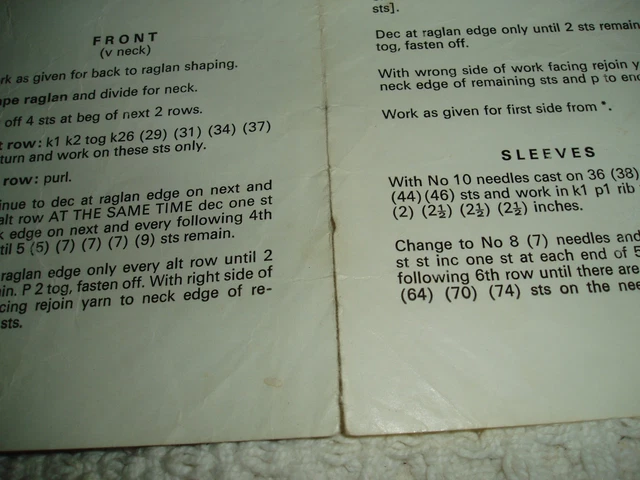 ORIGINAL VINTAGE BRONTE KNITTING PATTERN No. 669 SWEATERS in 6 sizes £1 ...
