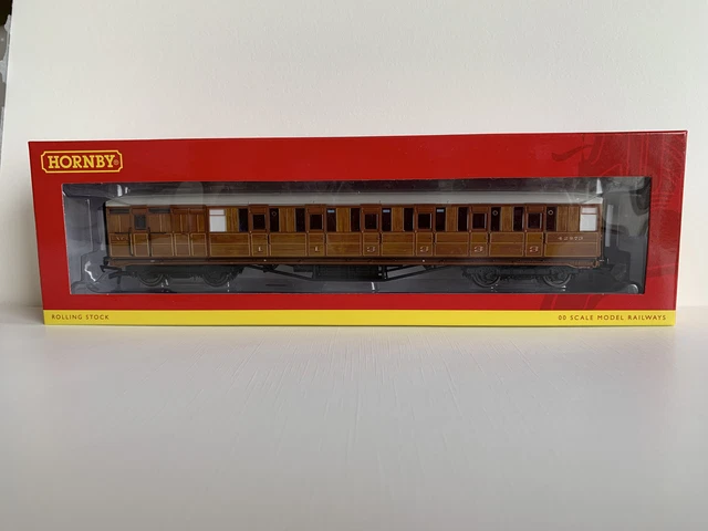 HORNBY R4826A LNER 61ft 6" Corridor Brake Composite Coach "42873" Teak ...