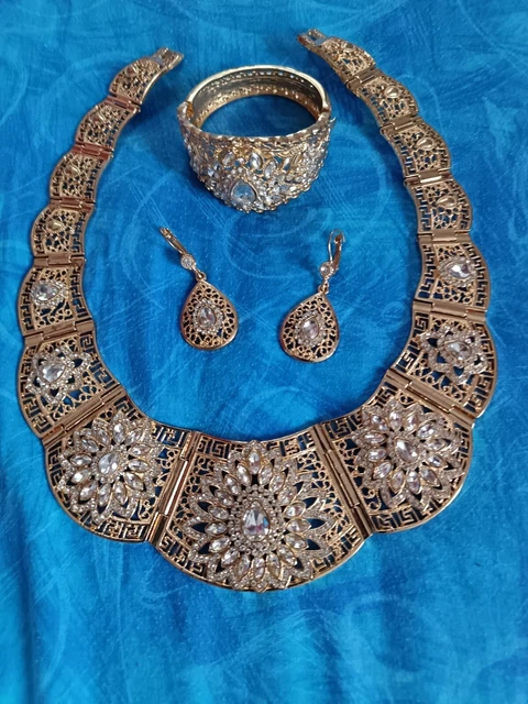 BIJOUX FANTAISIE ANCIEN parrure complète EUR 12,00 - PicClick FR