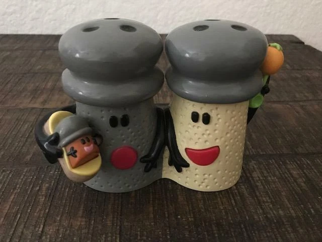 1999 FISHER PRICE Blues Clues Nick Jr Talking Mr. Salt and Mrs. Pepper ...