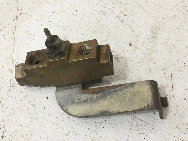ORIGINAL 70-73 CORVETTE Brake Proportioning Valve Distribution Block w ...