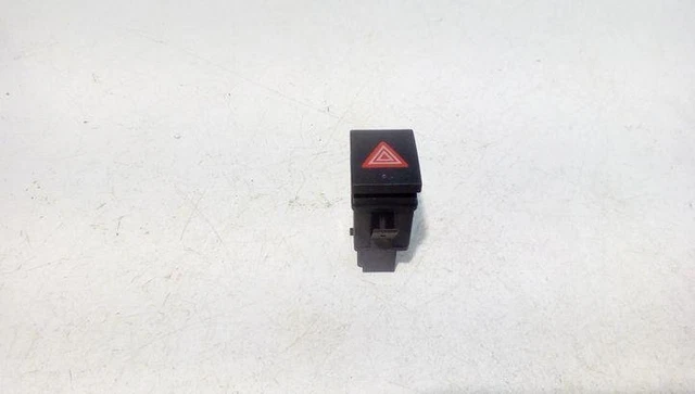 VW POLO 9N Hazard Button 6Q0953235A 1.42 Diesel 55kw 2004 20875833 £12. ...