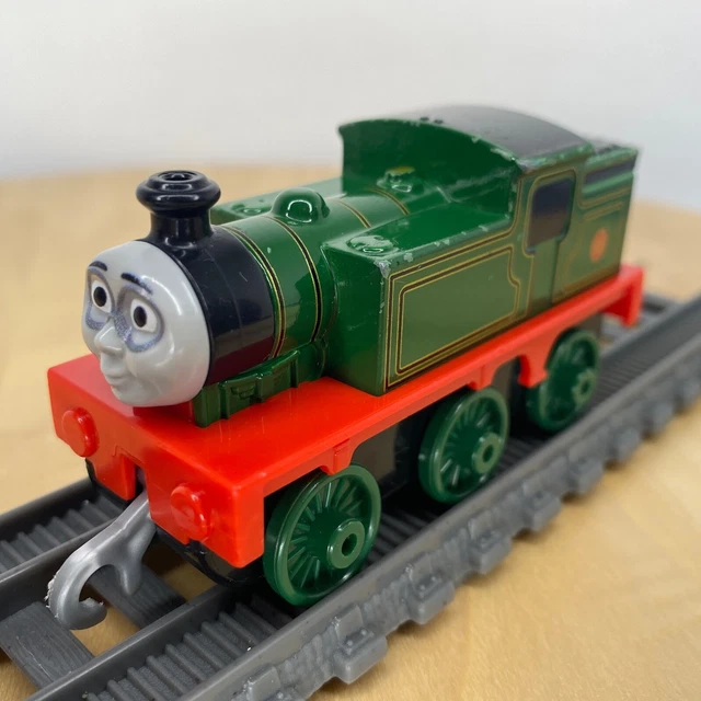 THOMAS THE TANK Engine Trackmaster Die Cast Push Along Engine WHIFF £9. ...