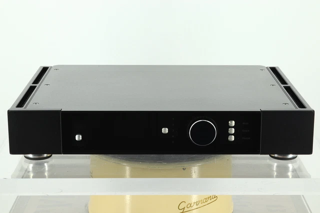 REGA ELICIT-R INTEGRATED Amplifier, very good condition, box, 3 month ...